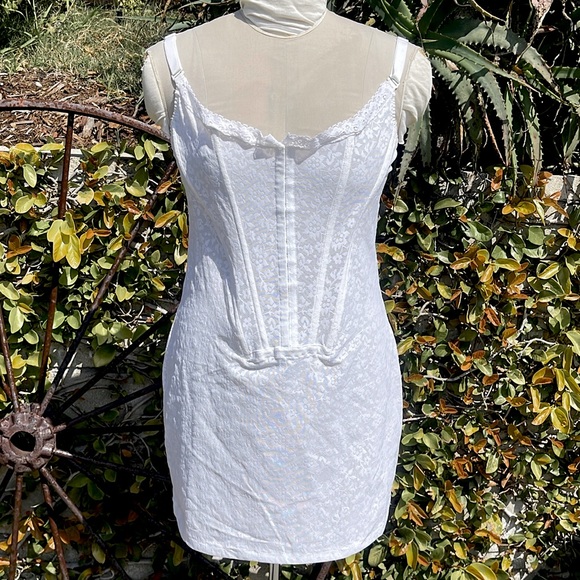 Vintage | Intimates & Sleepwear | Vintage 98s Crownette White Lace ...